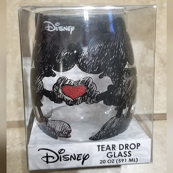 Disney | Dining | Silver Buffalo Disney Mickey Minnie Mouse Heart 2 Oz ...